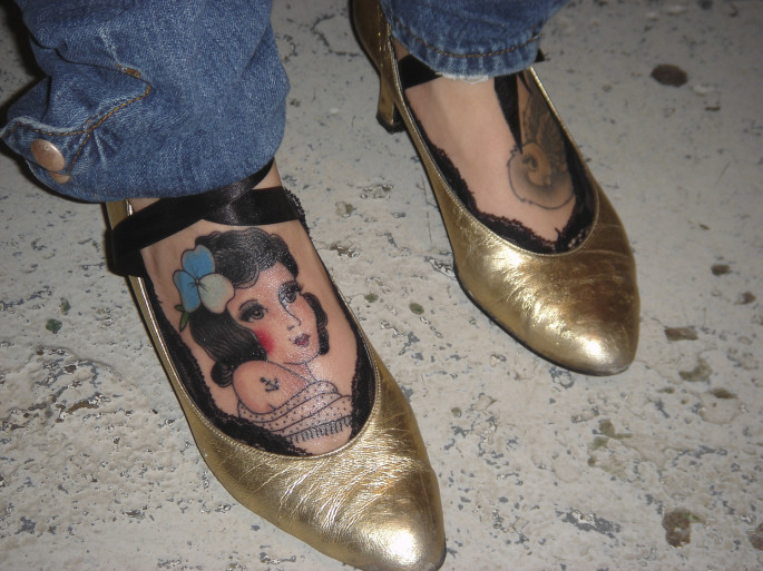 feet and decoration – Mish Aminoff