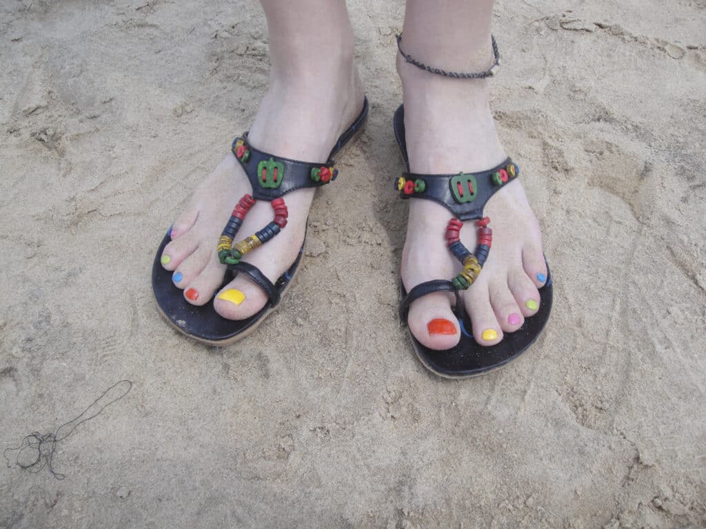 feet and decoration - MISH AMINOFF