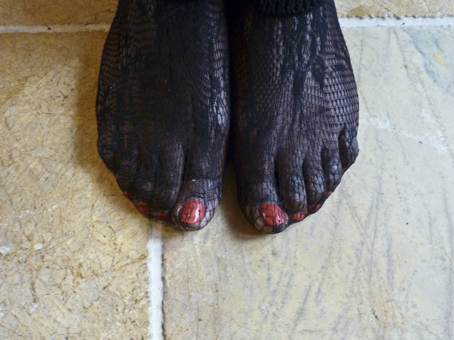 feet and decoration - MISH AMINOFF