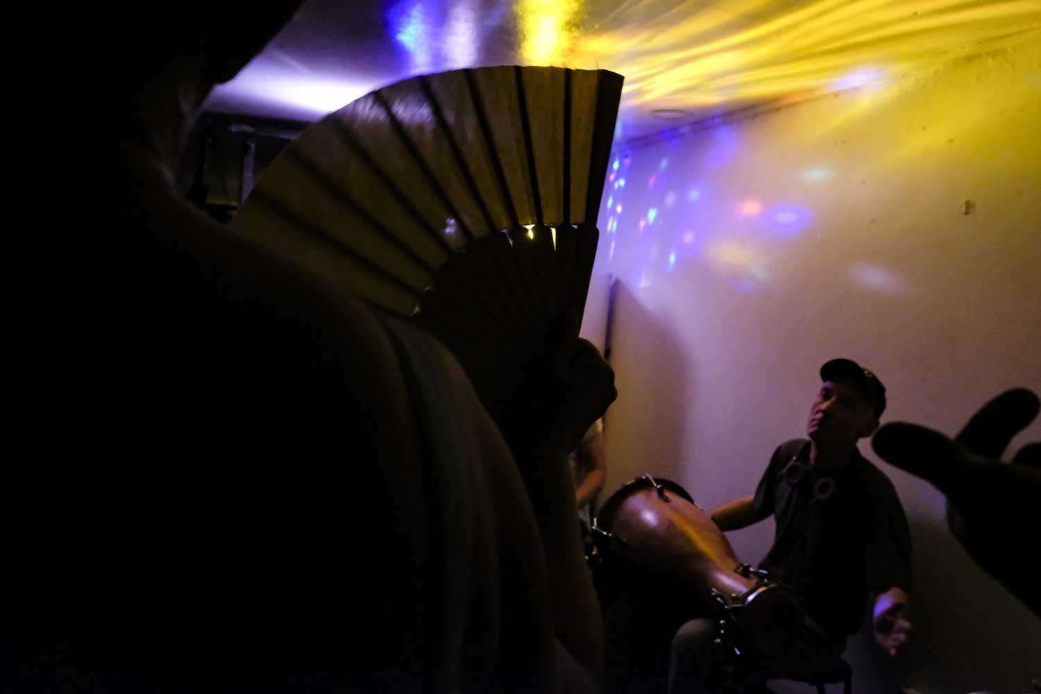 Hot Days and Hand Fans - MISH AMINOFF