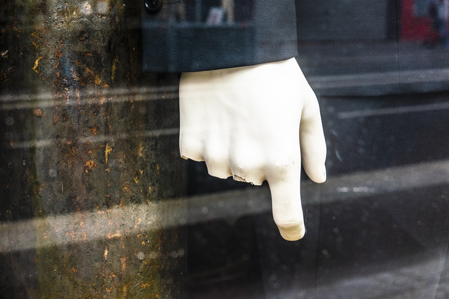 Mannequin Hands: Gesture, Surrealism and Damage - MISH AMINOFF